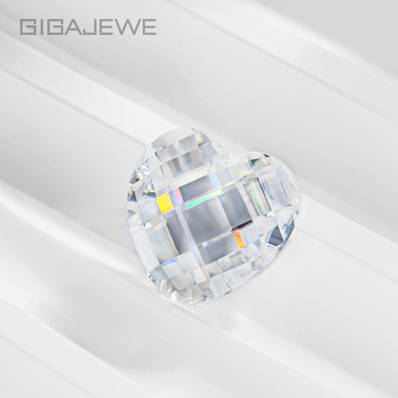 Heart Pixel Cut Moissanite Gemstone: White D Color, 3.5ct Loose Stone ...