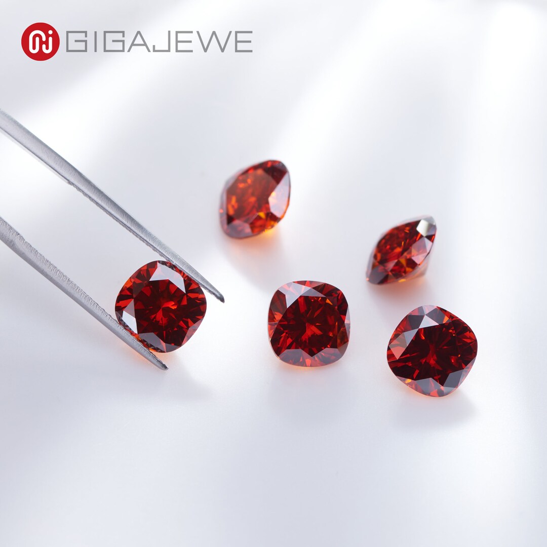 GIGAJEWE Red Color Cushion Cut Moissanite Loose VVS1 Synthetic Gemstone ...