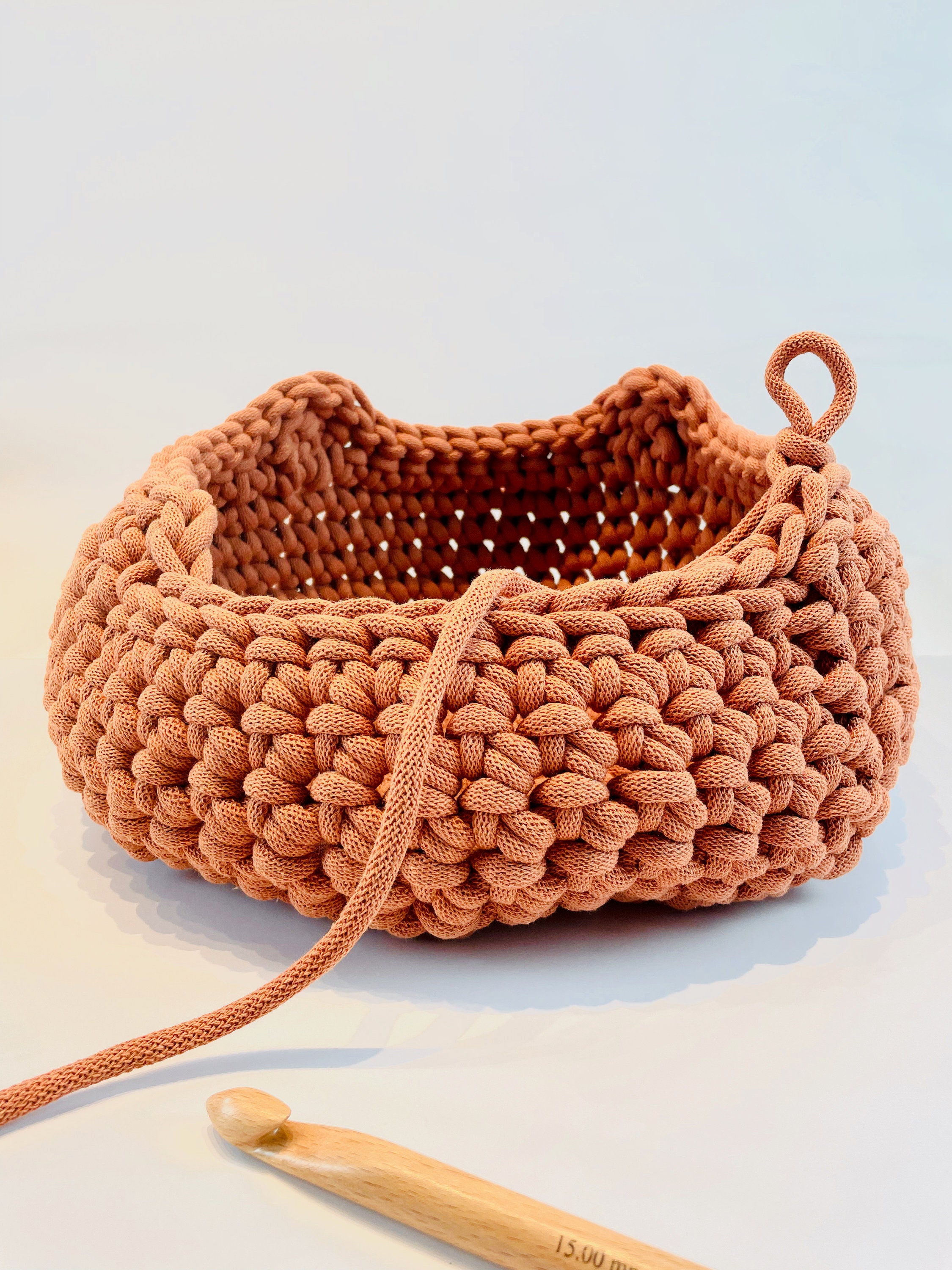 Crochet Pattern for Large Cat Basket / Dog Basket - German Instructions ...