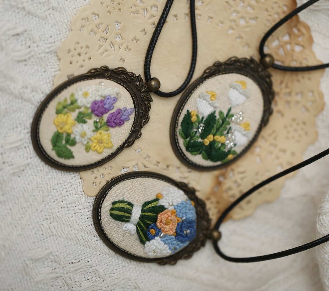 3 Packs Embroidery Necklace Kit Embroidery Pendant Kit With Hoop ...