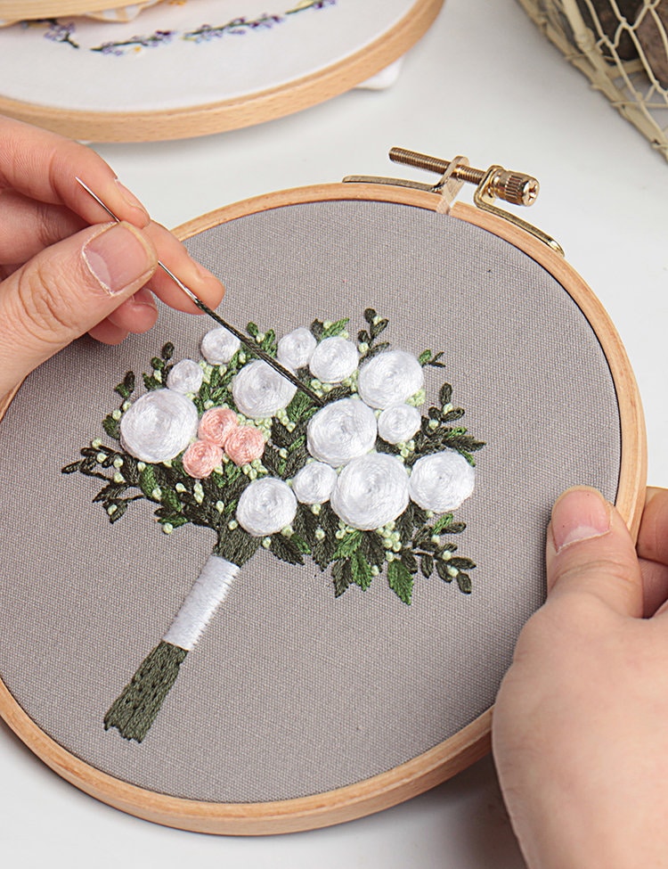 Handmade Embroidery Art Hand Embroidery Bouquet Art Embroidered Flower ...