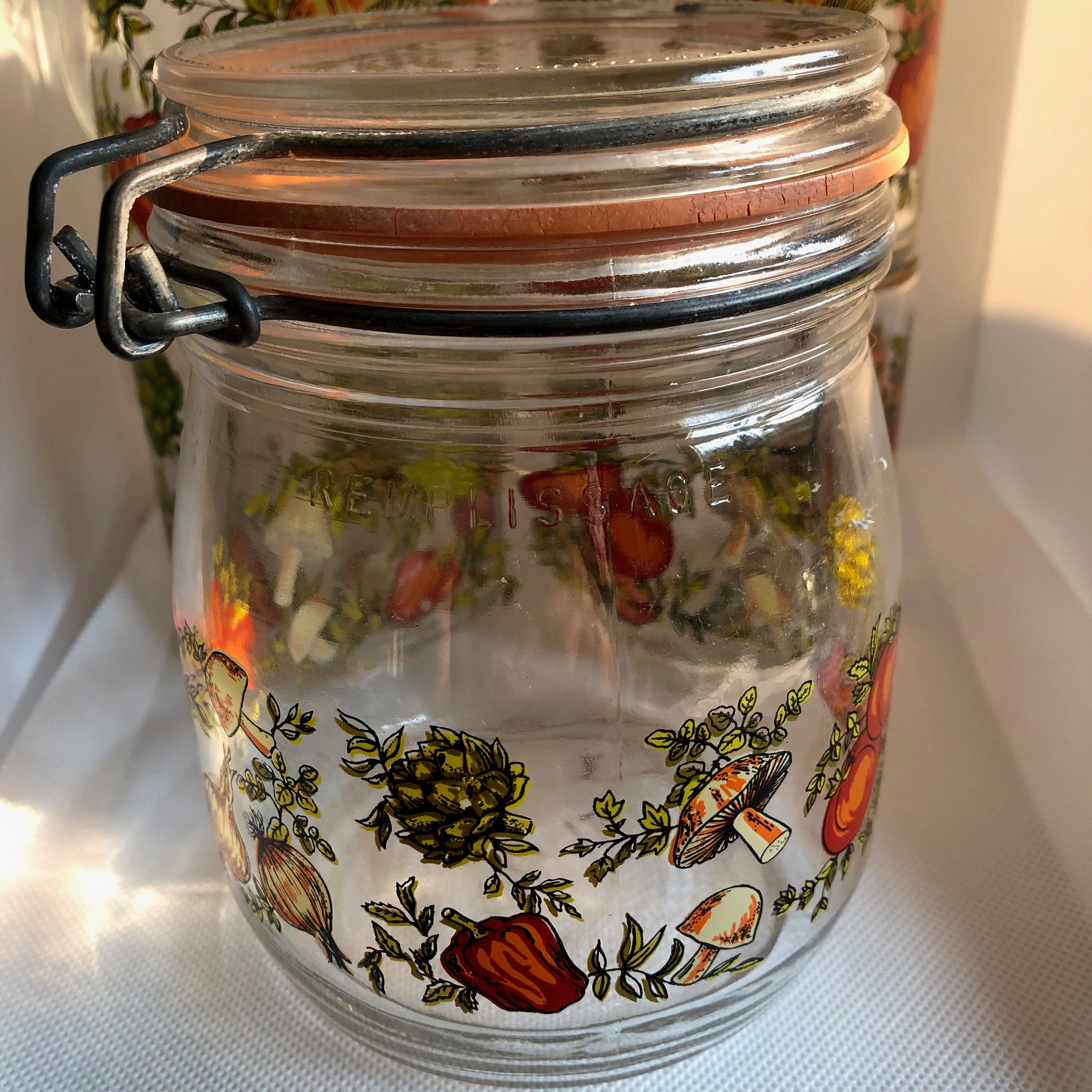 Arc France Glass Jar With Wire Bail and Glass Lid, Spice of Life Design ...
