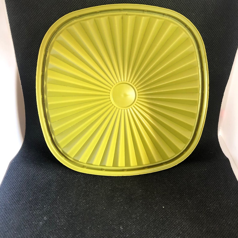 Vintage Tupperware Green Container With Lid 840-8 and 841-17 Made in ...