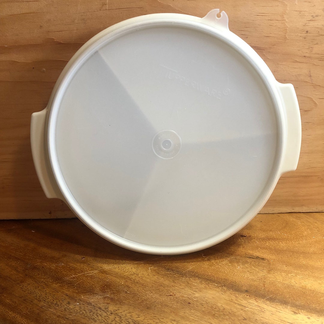 Vintage Tupperware Lazy Susan With Lid an Bottom but Does Not Have the ...