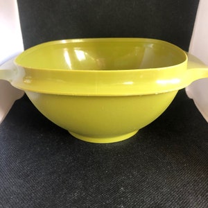 Vintage Tupperware Green Container With Lid 840-8 and 841-17 Made in ...