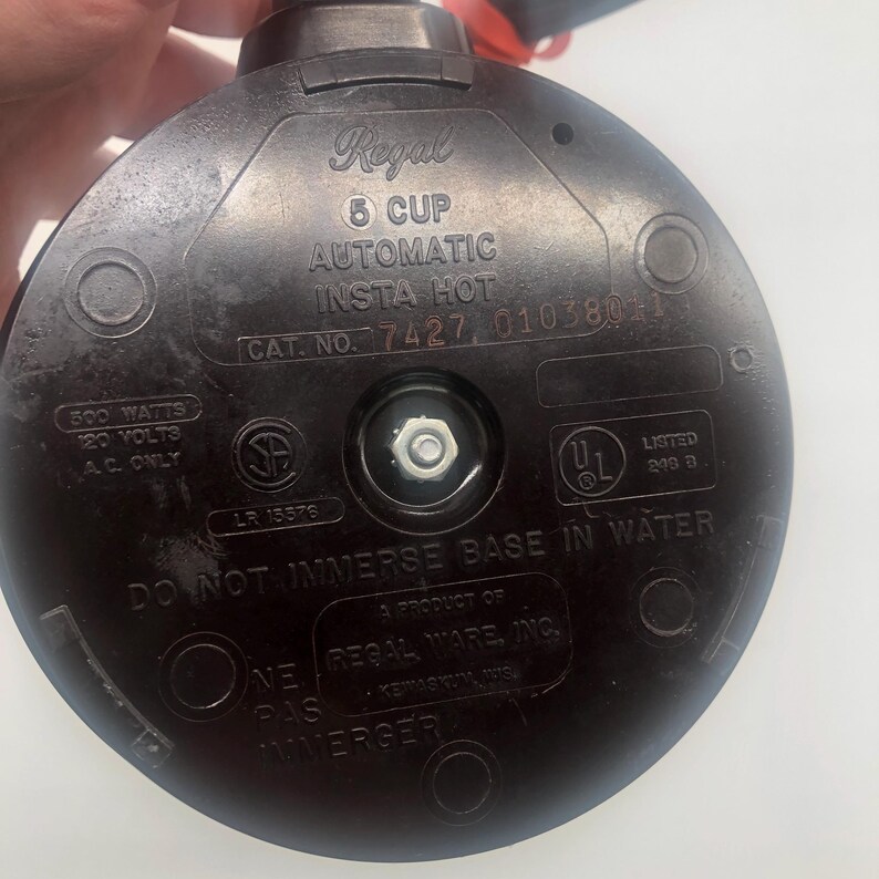 Cute Retro Poly Hot Pot Made by Regal in the 1970s Has Adorable Flowers ...