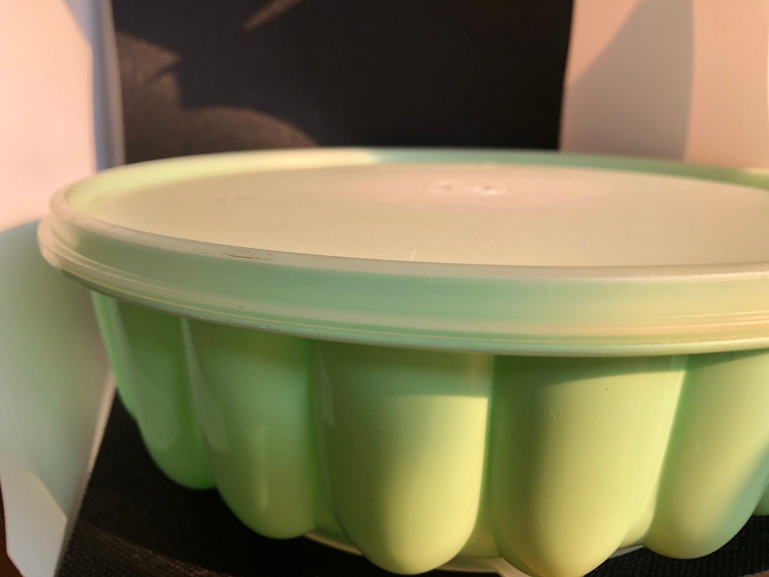 Jadeite Green 3 Piece Jello Tupperware Set 1970's - Etsy