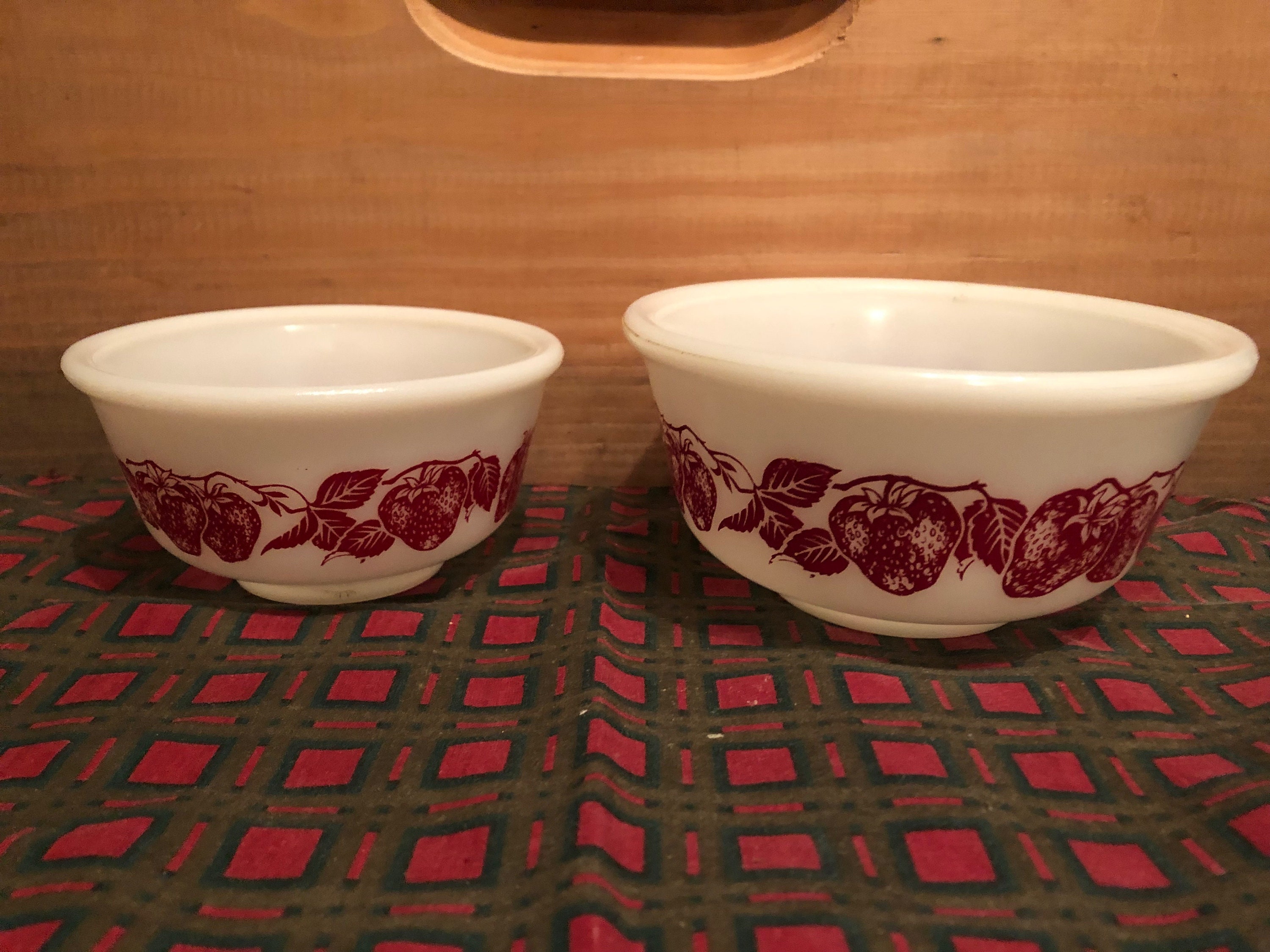 Vintage Hazel Atlas Milk Glass Strawberry Pattern 2 Piece Bowl Set - Etsy