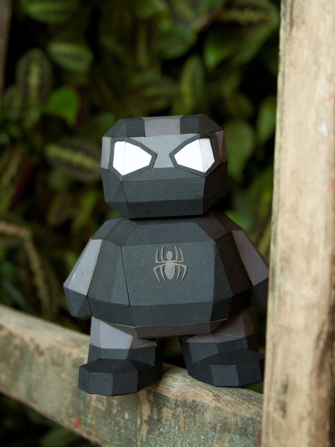DIY Papercraft DIGITAL Spiderman, Comics Superhero Craft, Low Poly for ...