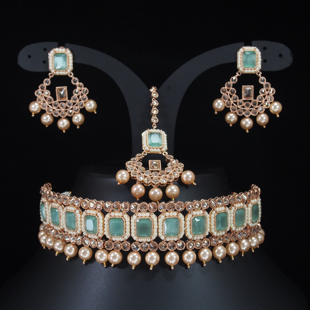 Indian Latest Traditional Costume Design Stylish Kundan Choker Bridal ...