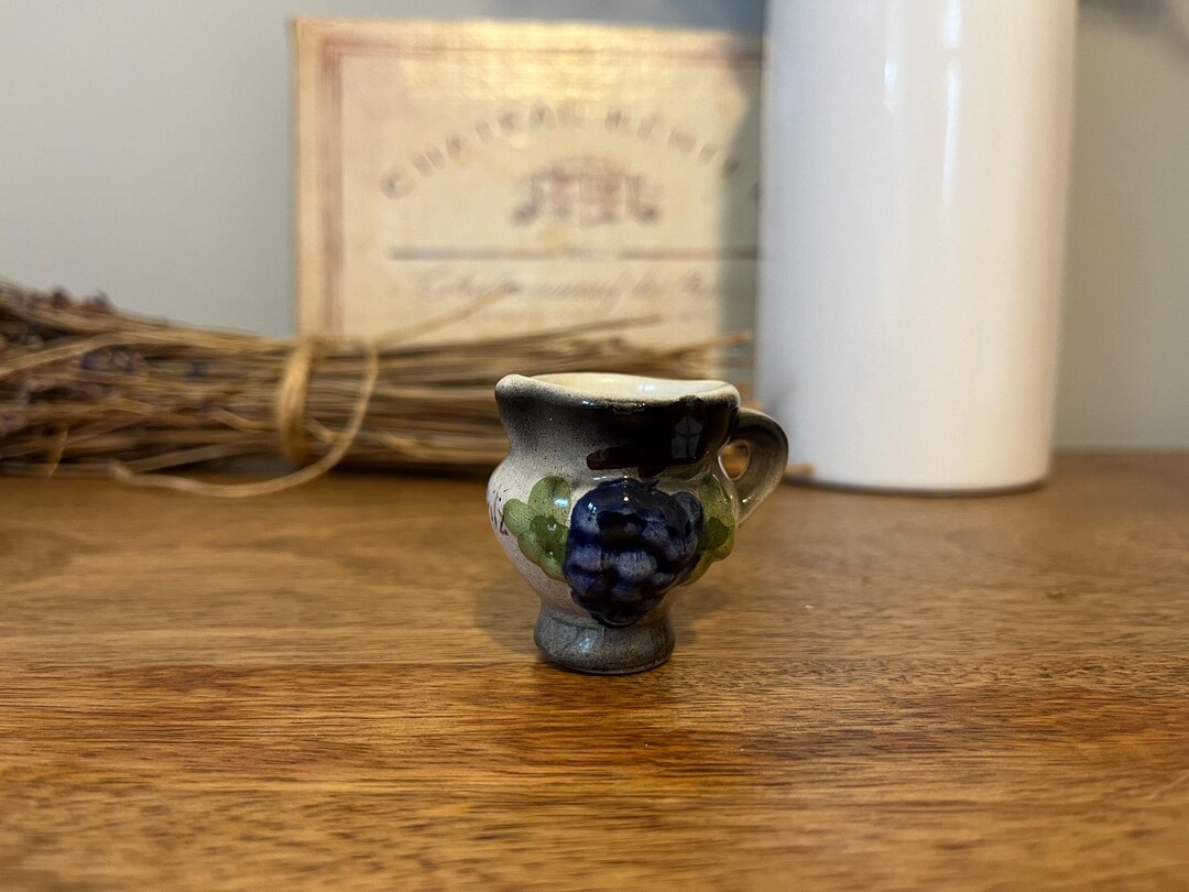 Vintage German Souvenir Tiny Miniature Handgemalt Pitcher Grapes 1.75 ...