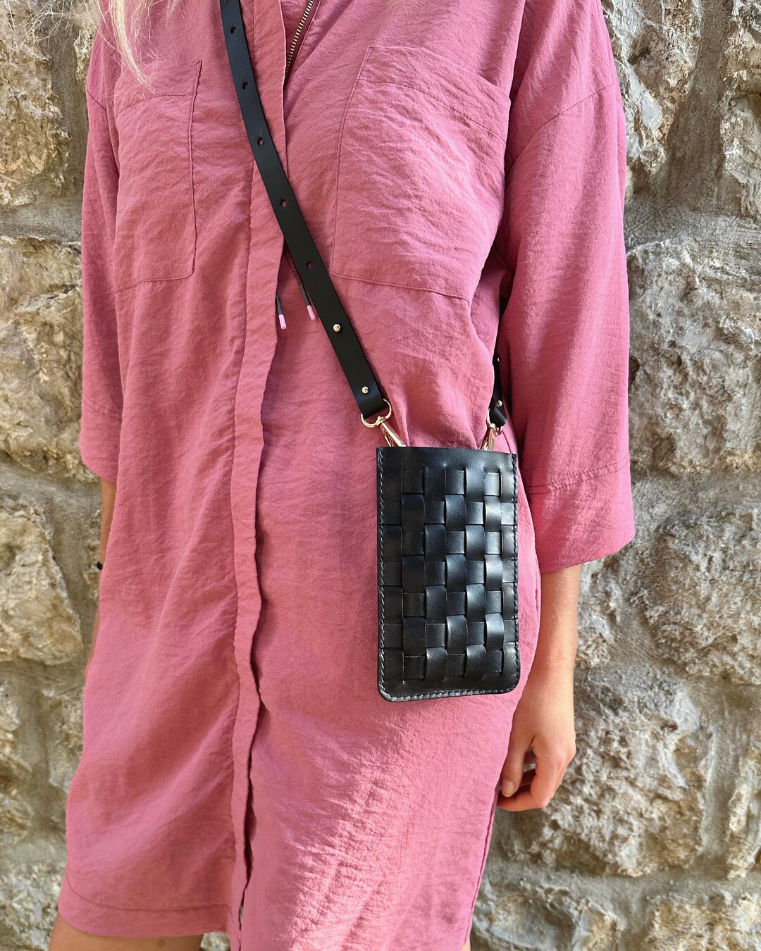 Woven Leather Smartphone Bag in Black for All Smartphone Models ...