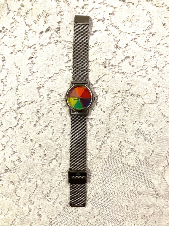 Metropolitan Museum of Art Rainbow Color Wheel Wristw… - Gem