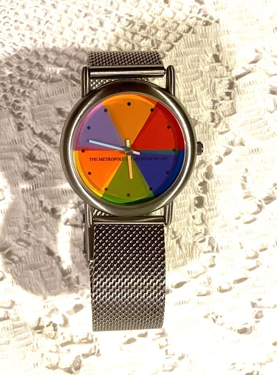 Metropolitan Museum of Art Rainbow Color Wheel Wristw… - Gem