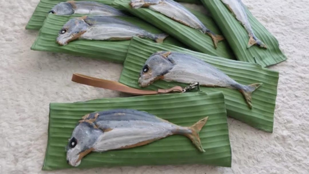 Small Leaf Mackerel Wallet , Rubber , Gift Birthday , Gift Anniversary ...