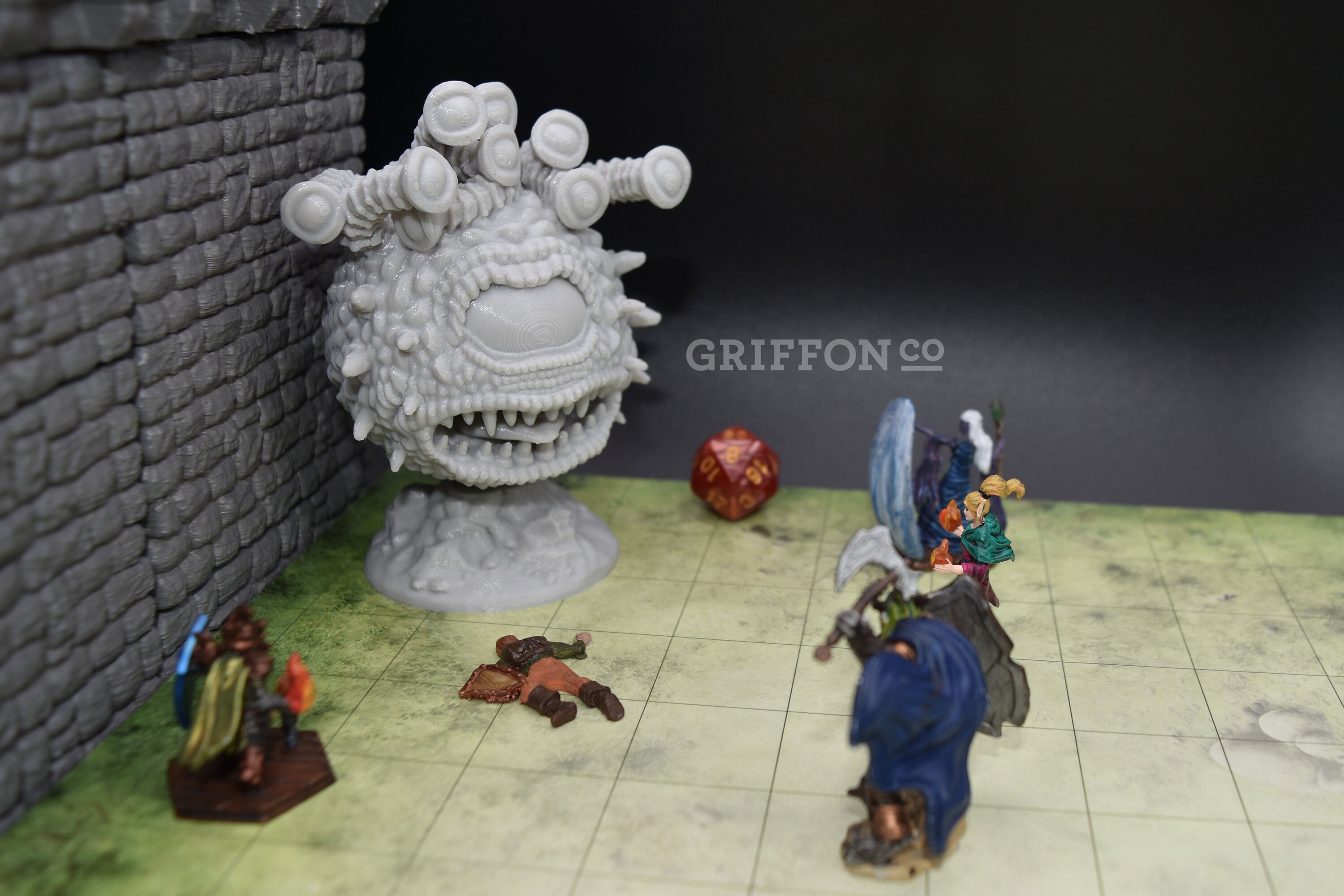 LARGE Eye Beast Monster for Dungeons & Dragons DnD Dungeon | Etsy