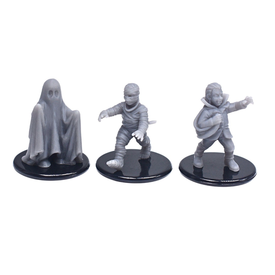 Dnd Miniature Set of Children in Costume Halloween Miniatures Are ...
