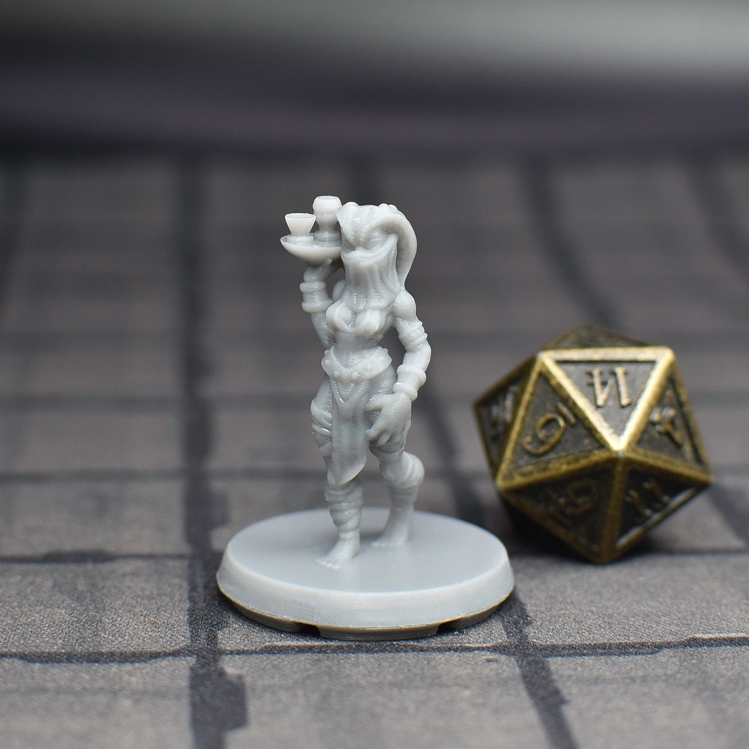 DND Miniature Cyberpunk Female Alien Miniature Waitress for Scifi ...