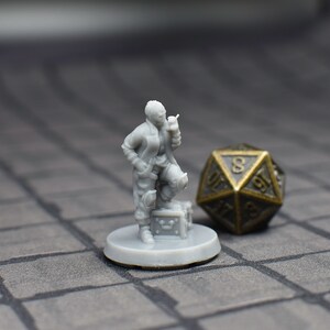 Dock Workers Resin Sci-fi Miniatures for D&D, Star Wars, Pathfinder ...