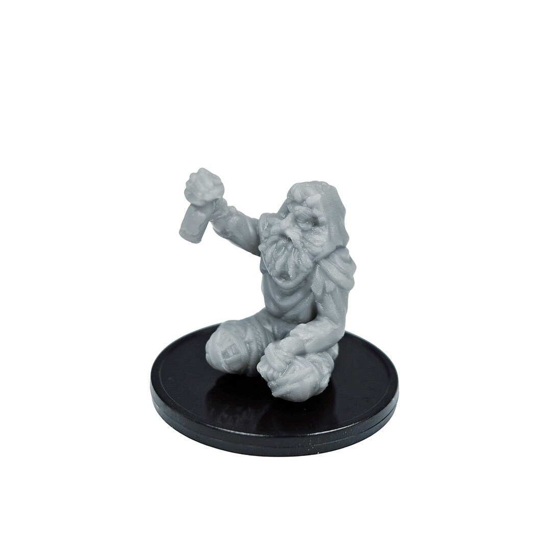 DND Miniature Beggar for DND or Pathfinder TTRPG Miniature Fantasy ...