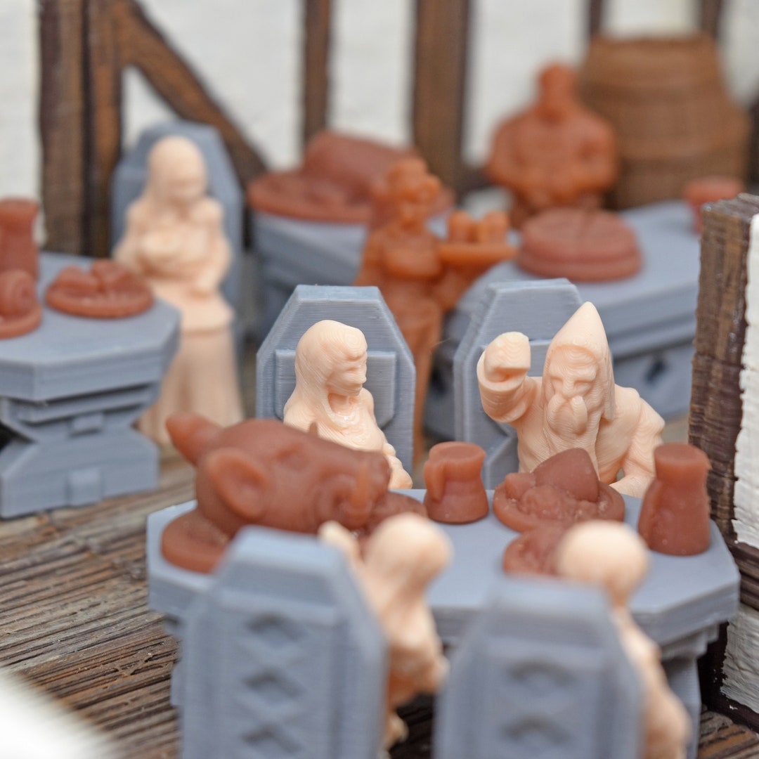 DND Miniature Sitting Villagers Miniatures for Dungeons and Dragons ...