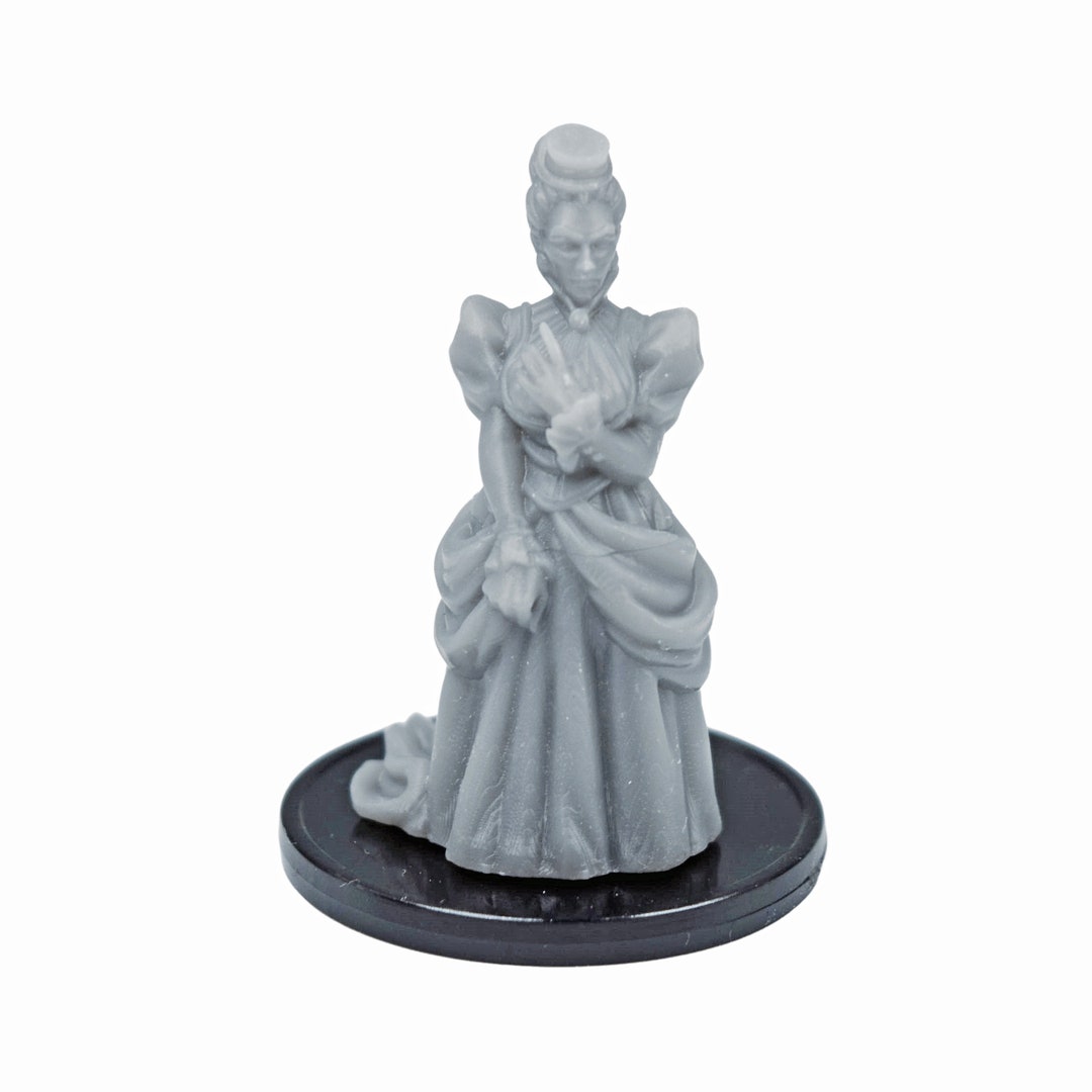 Dungeons and Dragons Noble Woman Resin Miniature for Roleplaying ...