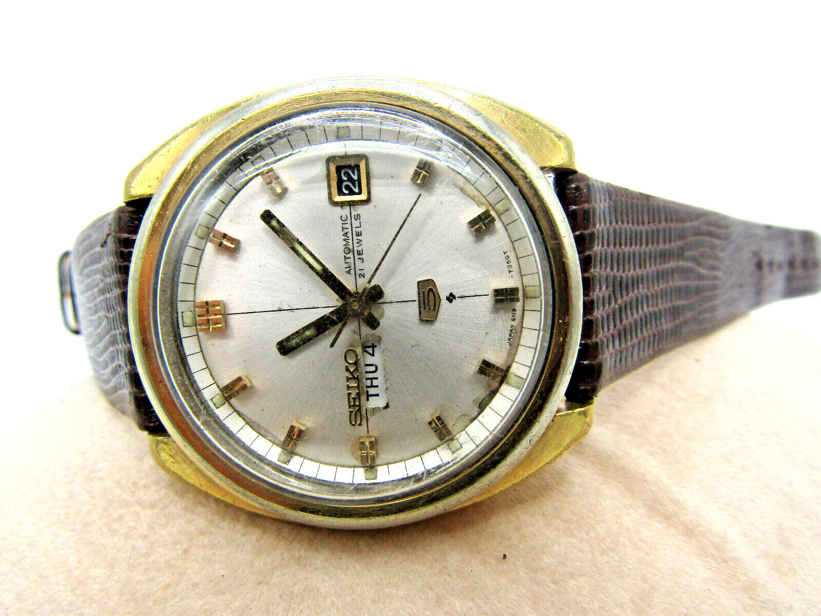 Vintage Rare Seiko 5 Five 6119-7183 Automatic 21 Jwl Watch W/ Rare Day ...