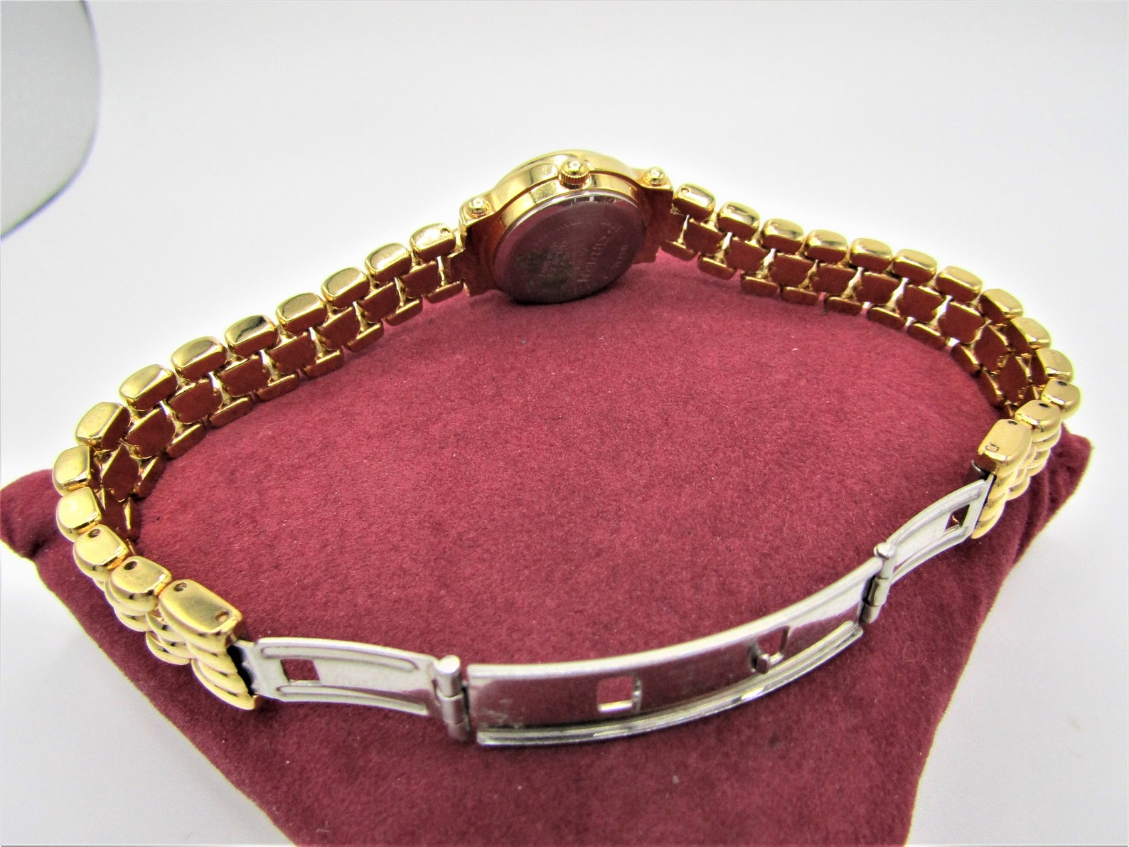 Vintage Gruen Quartz GR7323 Ladies Cocktail Floating Crystal Watch With ...