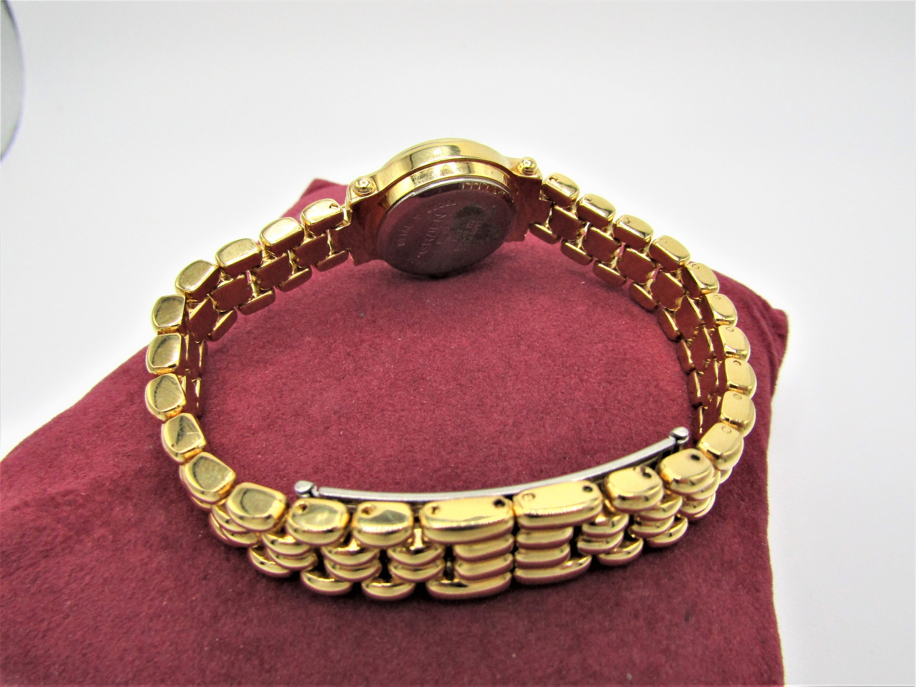 Vintage Gruen Quartz GR7323 Ladies Cocktail Floating Crystal Watch With ...