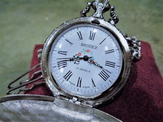 beautiful vintage 17 jewels - Gem