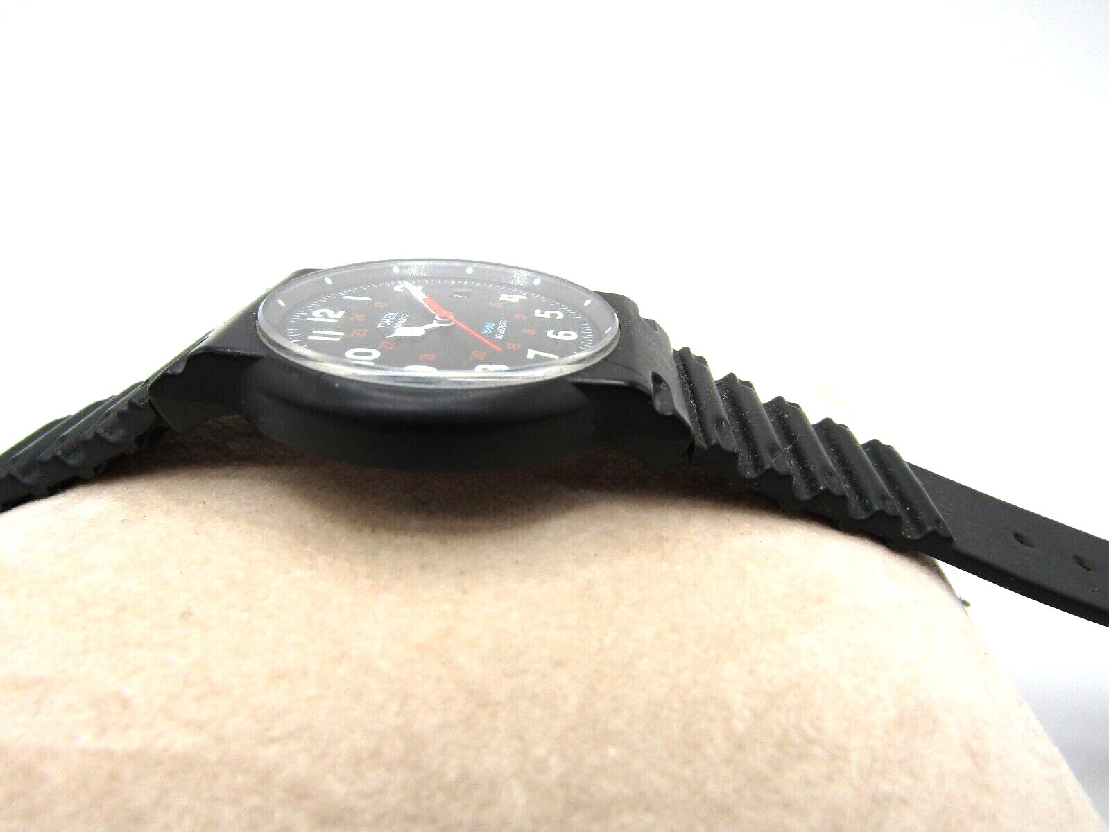 Vintage Rare Timex T49 Military Field 24HR Quartz Watch With Original ...