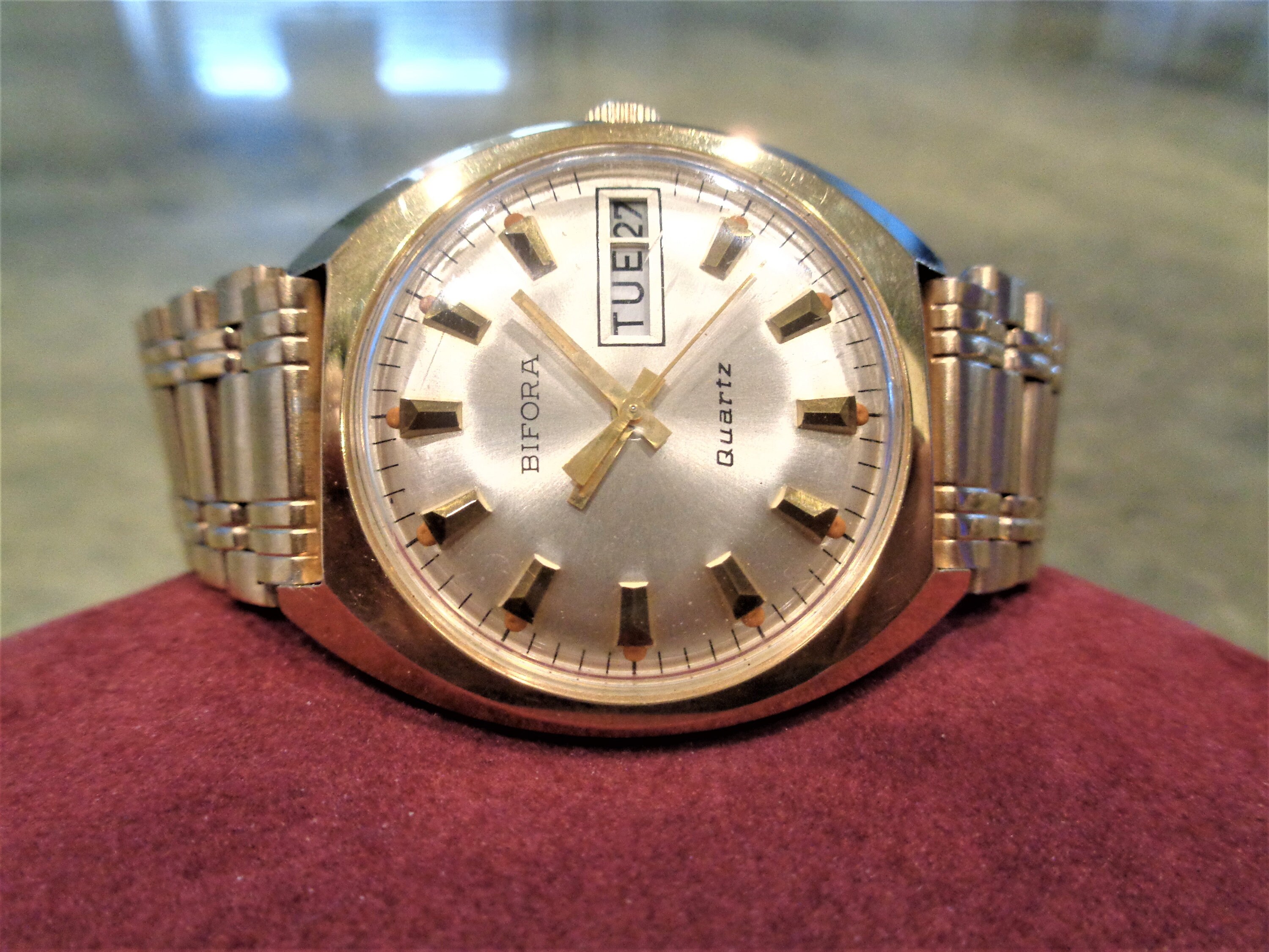 Vintage Rare Bifora Uhrenfabrik Quartz Caliber B12 Watch With - Etsy