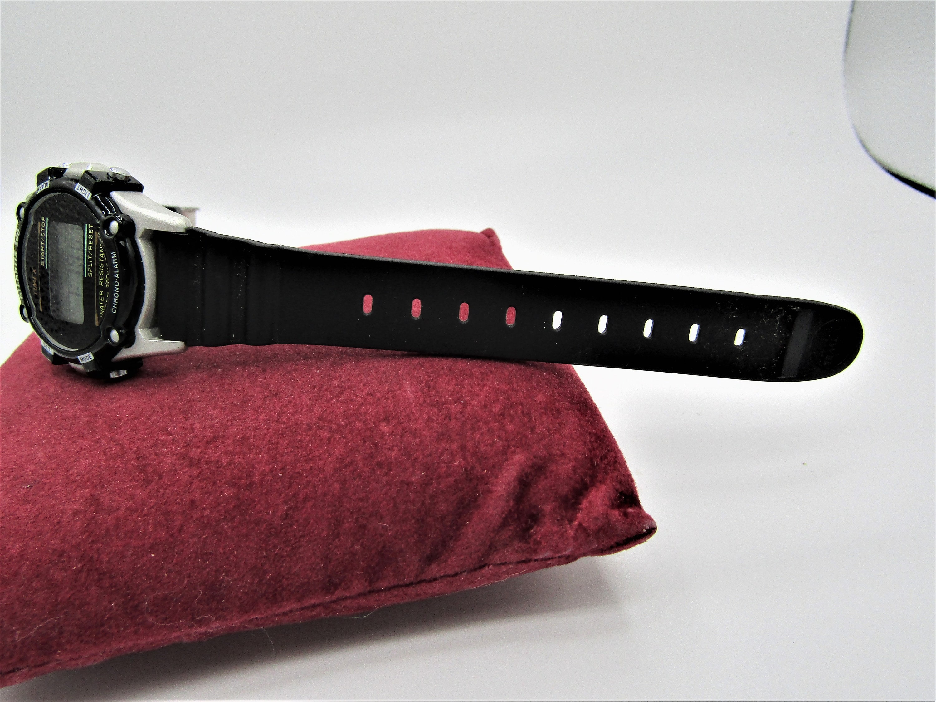 Vintage Rare Ladies Timex Atlantis 100 TB2 Digital Chronograph Alarm ...