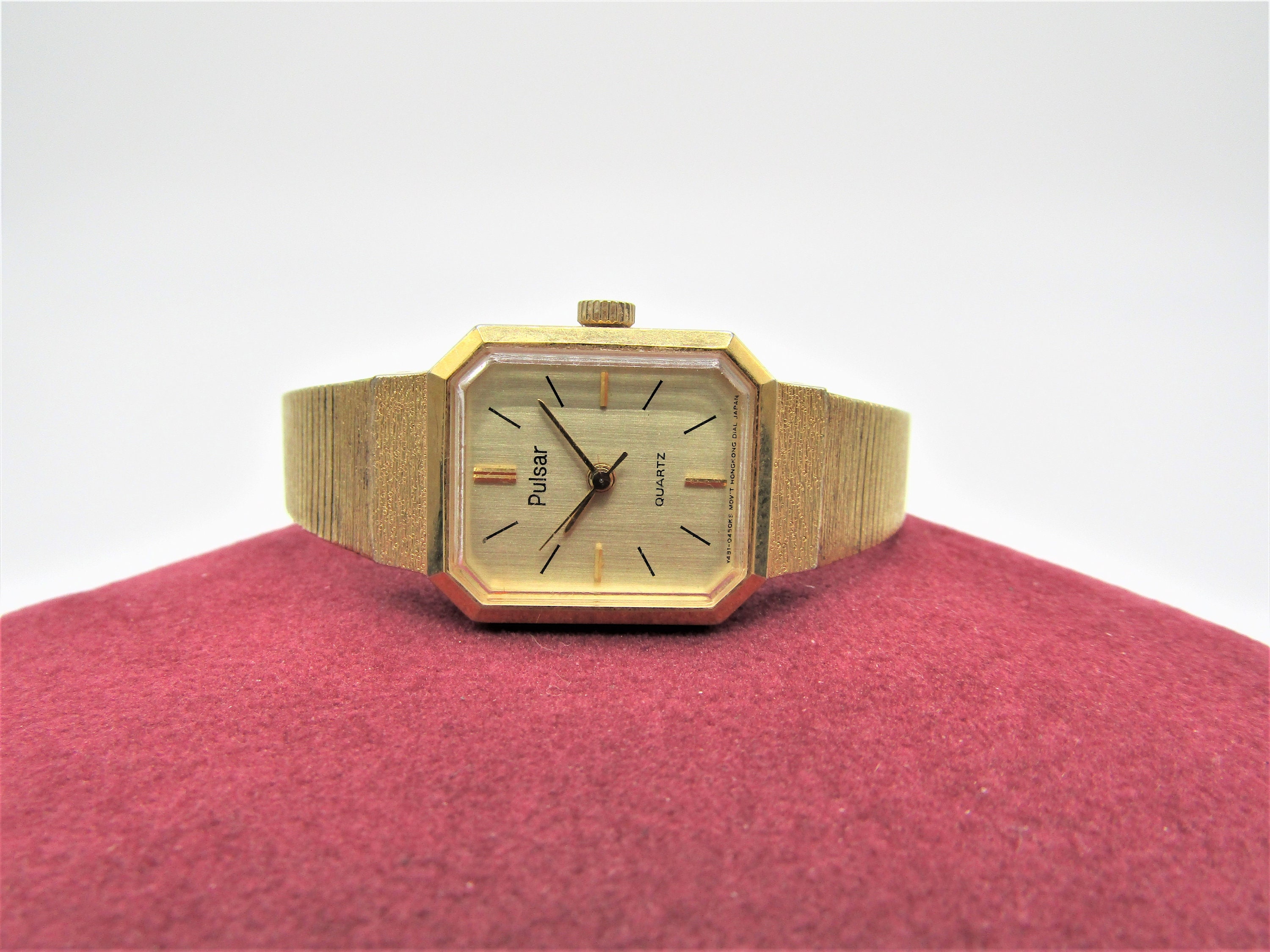 Vintage Beautiful Pulsar Y481-5130 Yellow Gold Tone Ladies - Etsy Canada