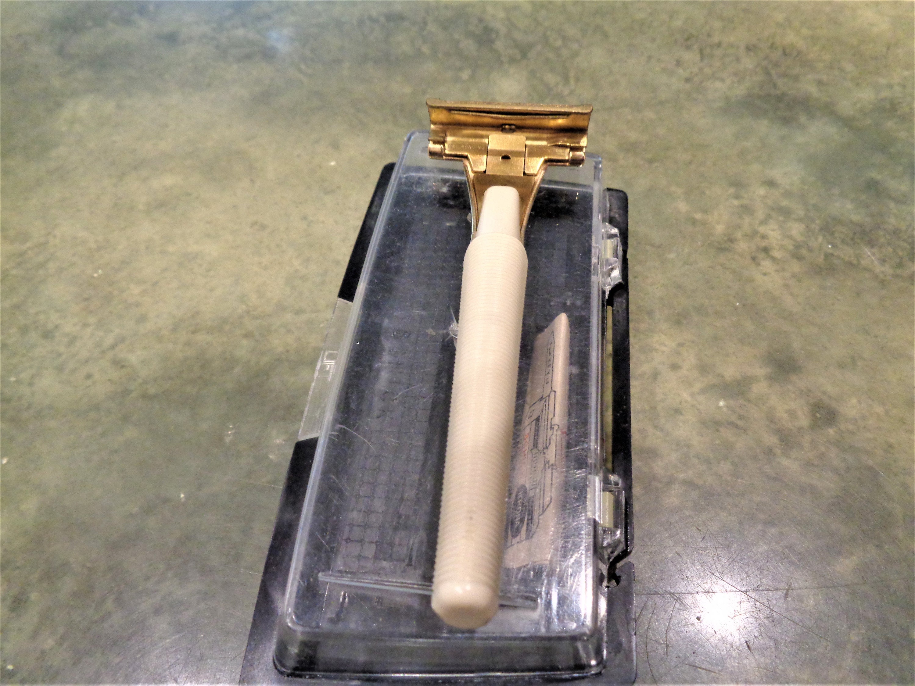 Vintage Schick Injector Gold Tone White Handle Type J Safety - Etsy