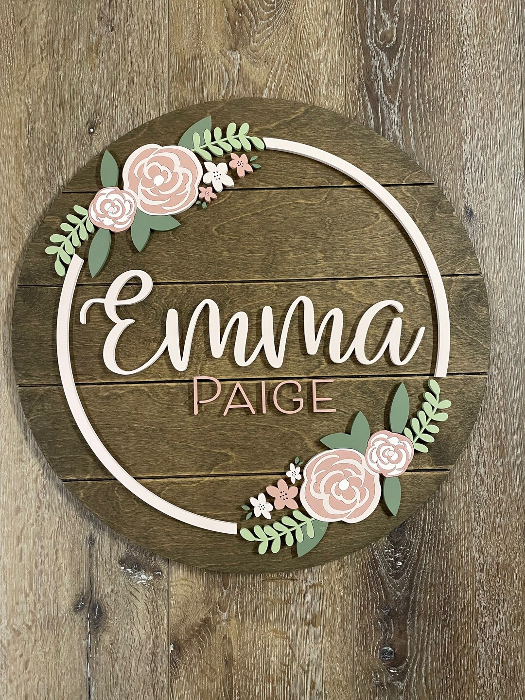 Floral Shiplap Round Name Sign: Nursery Decor - Etsy
