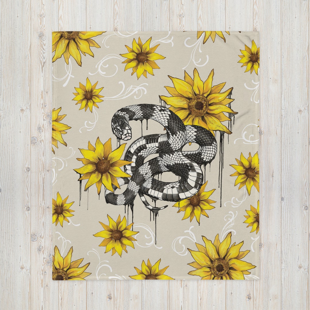 Kingsnake and Sunflowers Blanket, Plush Throw Gift for Reptile Snake ...