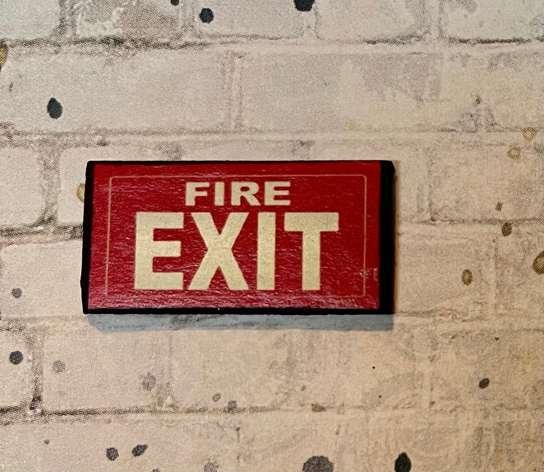 Wood Exit Sign this is not life size. - Etsy.de