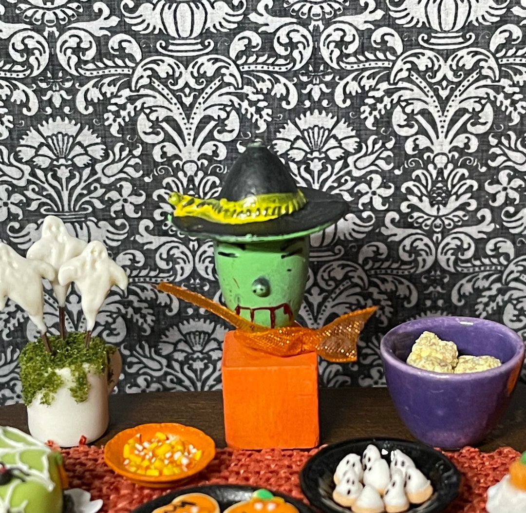 Retiring 1 Pc Vintage 60s-70s Witch Head Decoration Sold as is This is ...
