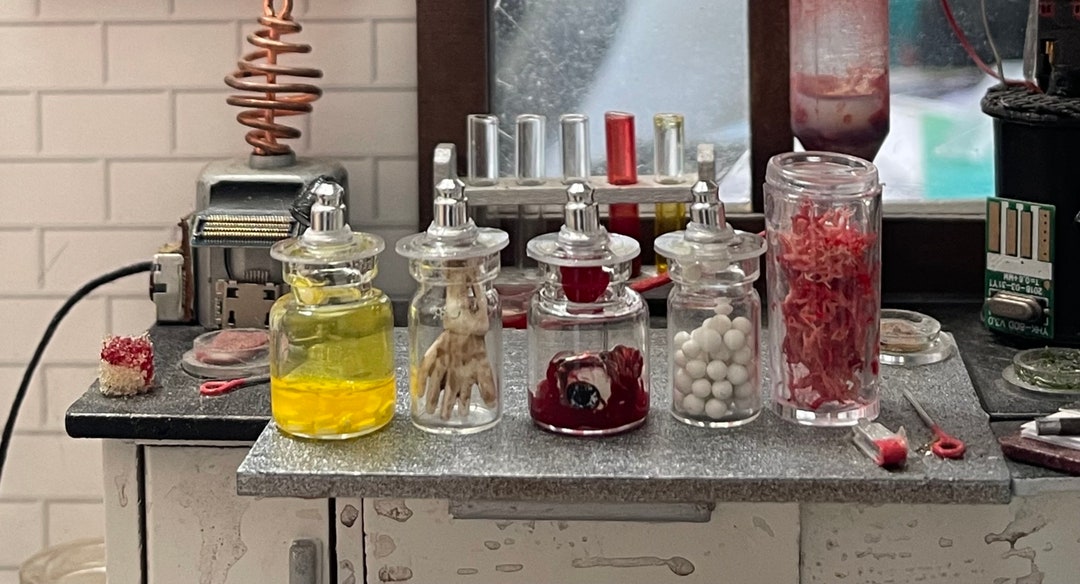 5 Pc Set Medical Science Alien Bottles for Laboratory This is Not Life ...