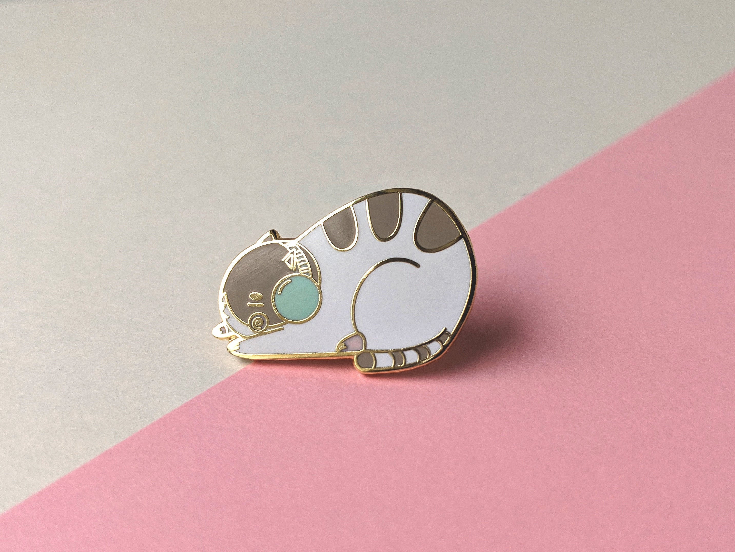 Cute Cat Pin Tommy the Headphone Cat Enamel Pin - Etsy