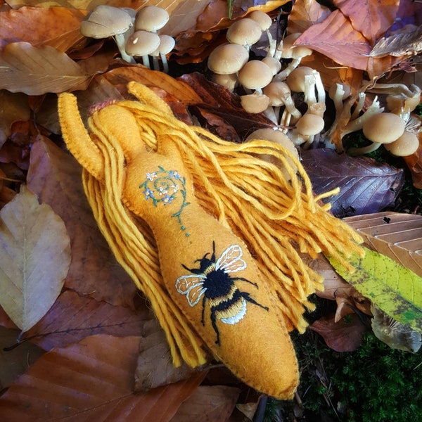 Bee Goddess - Etsy