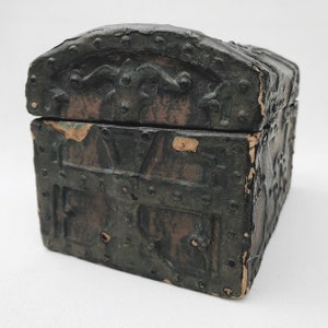 Antique Chocolate Box, Pressed Cardboard, Whitman's Chocolates, Sweets ...