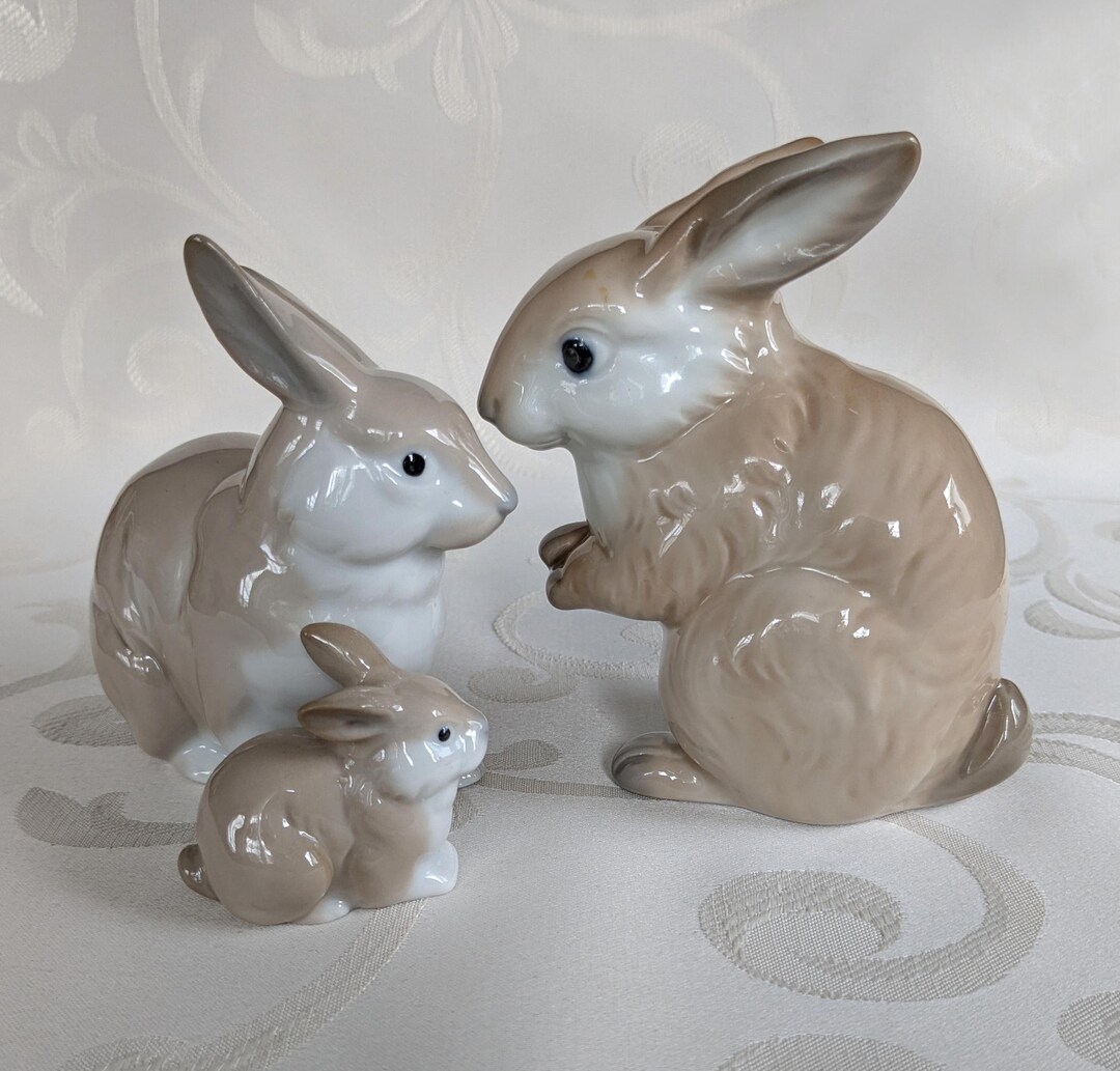 Porcelain Figurines Rabbit Family Easter Decoration Easter Bunny Rabbit ...
