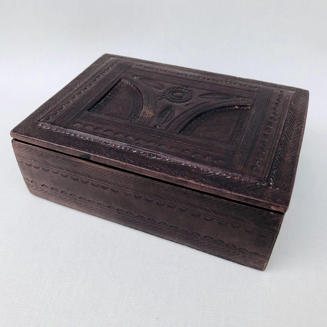 Antique Leather Box Leather Box Leather Box With Embossing Antique ...