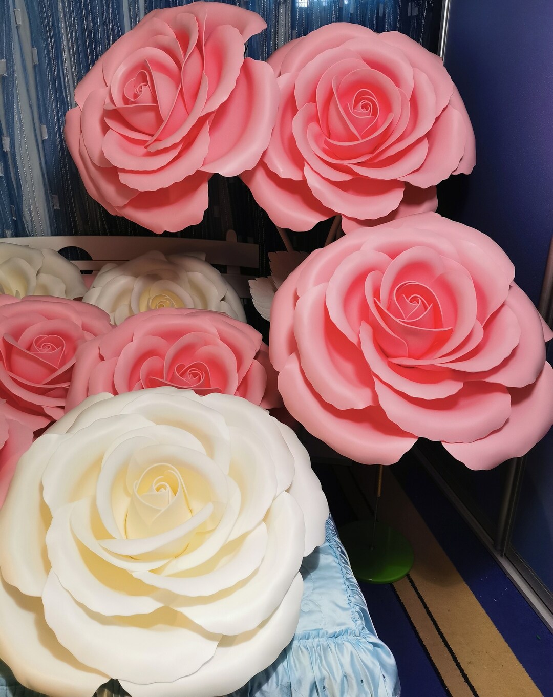 Giant White Roses. Wedding Arch. Wedding White Roses Decor. Pink Roses ...