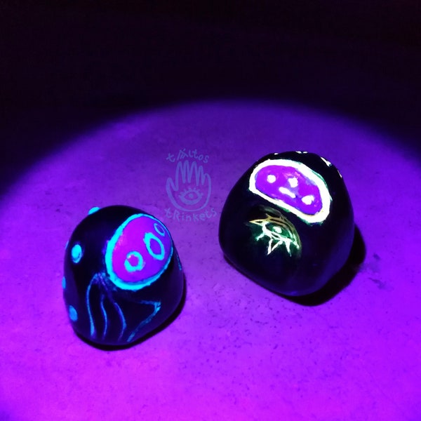 Halloween Pebble Art - Etsy