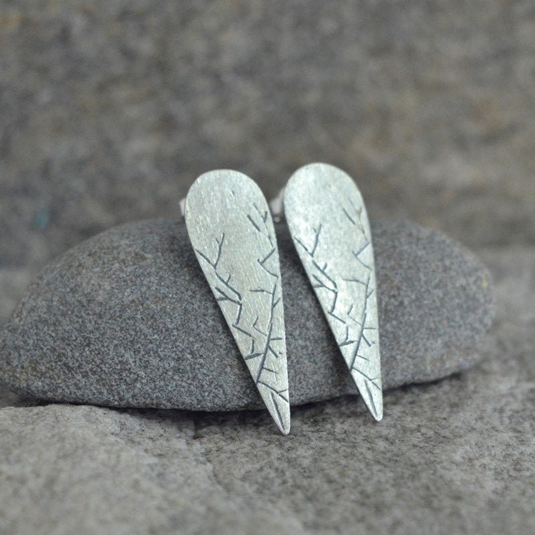 Sterling Silver Kintsugi Earrings: Engraved Minimalist Jewelry. - Etsy