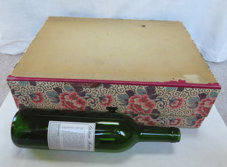 1930s Large French Child's Millinery Box to Make Hats for a Doll, PARIS ...