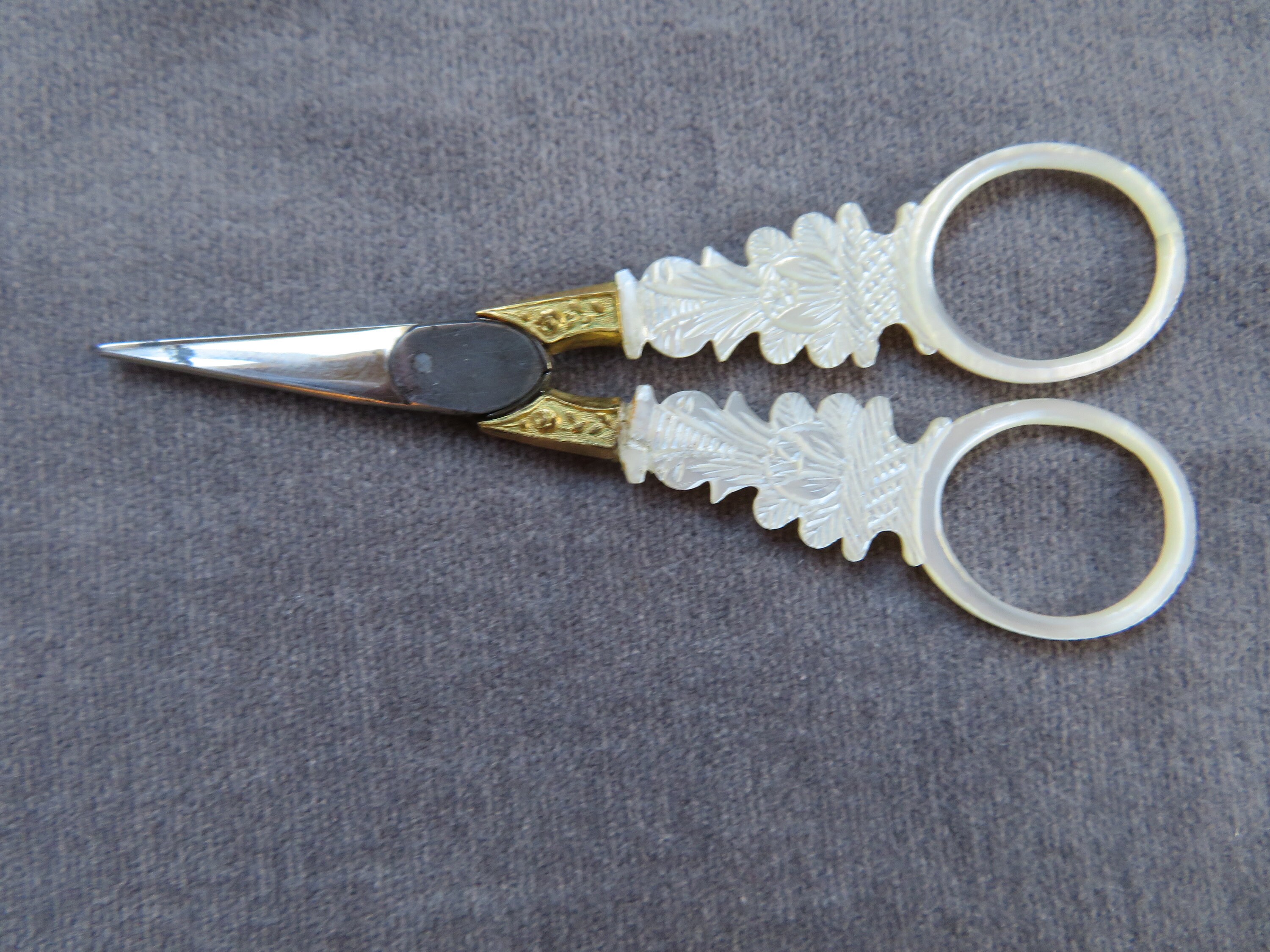 Antique PALAIS ROYAL Embroidery Scissors W Mother of Pearl Handles , in ...